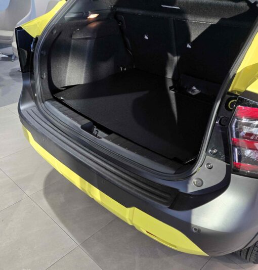Nissan Kicks (2025-2026) FormFit Rear Bumper Protector | FormFit Hood ...